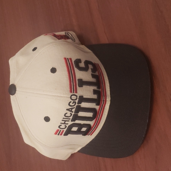 Mitchell & Ness | Accessories | Mitchell And Ness Fitted Hat | Poshmark